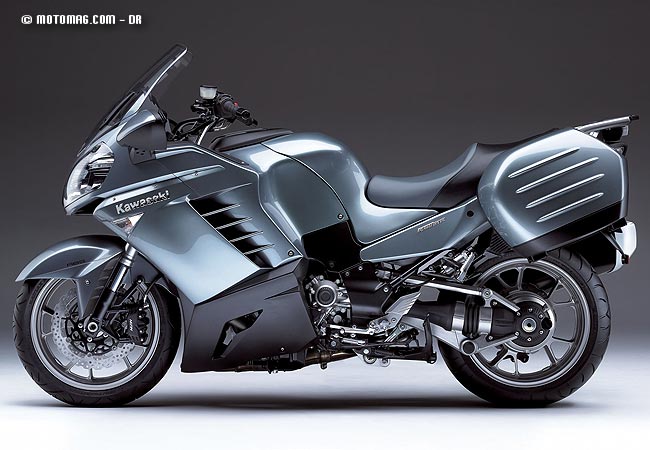 moto kawasaki cardan