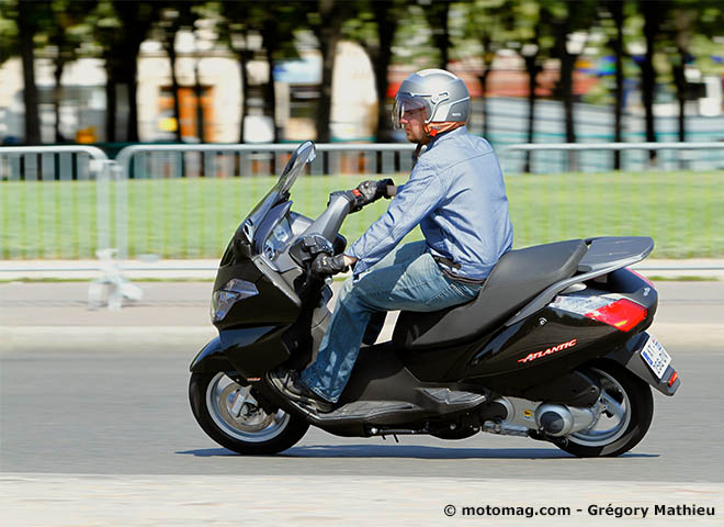 Aprilia 125 Atlantic (2003-2011) : GT abordable et de (...)