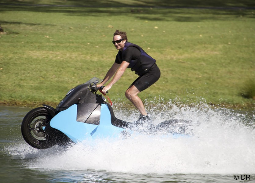 Et voici Biski, la moto amphibie