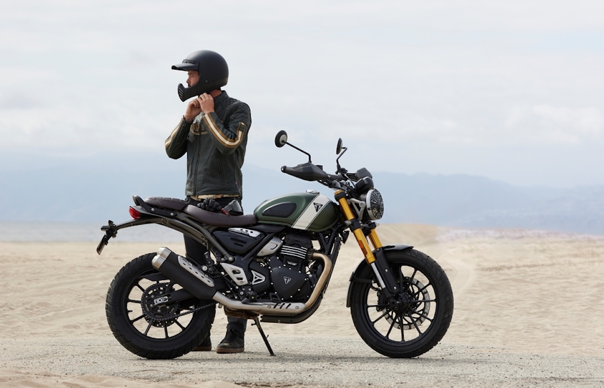 Triumph dévoile ses nouvelles Speed 400 et Scrambler 400 X