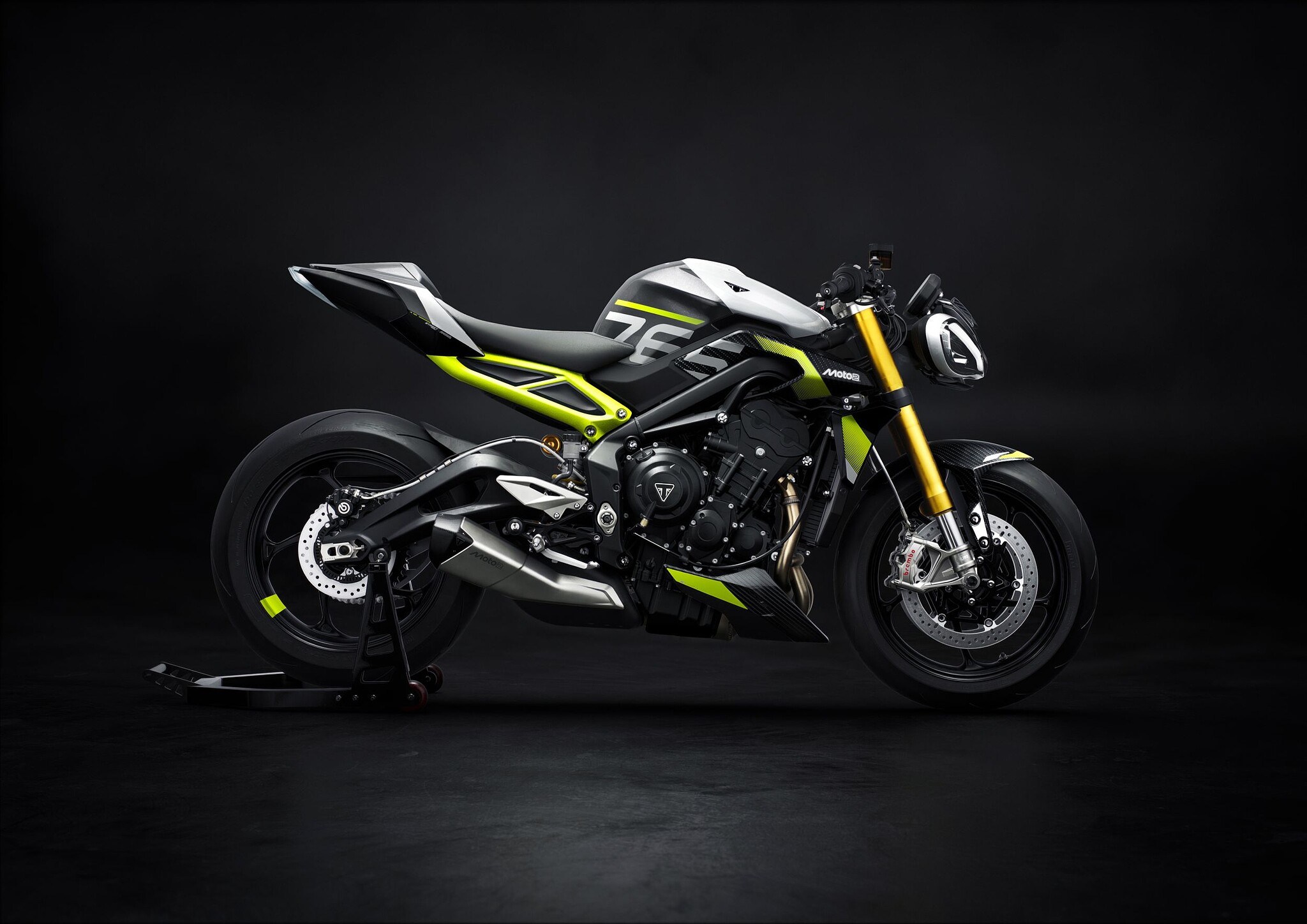 Triumph dévoile ses nouvelles Street Triple 765 RX et Moto2 2026