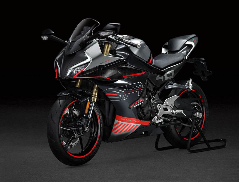 La CFMoto 450 SR arrive en Europe