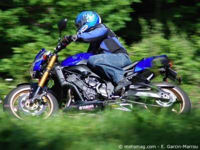 Yamaha FZ8 SP-R